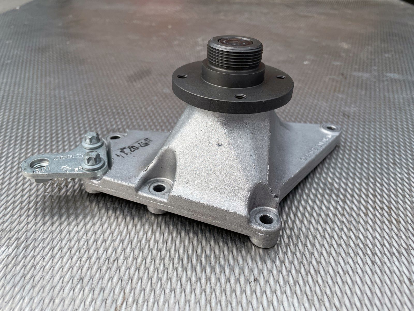 GENUINE Mercedes Engine OM642 Parts – RadBoxx