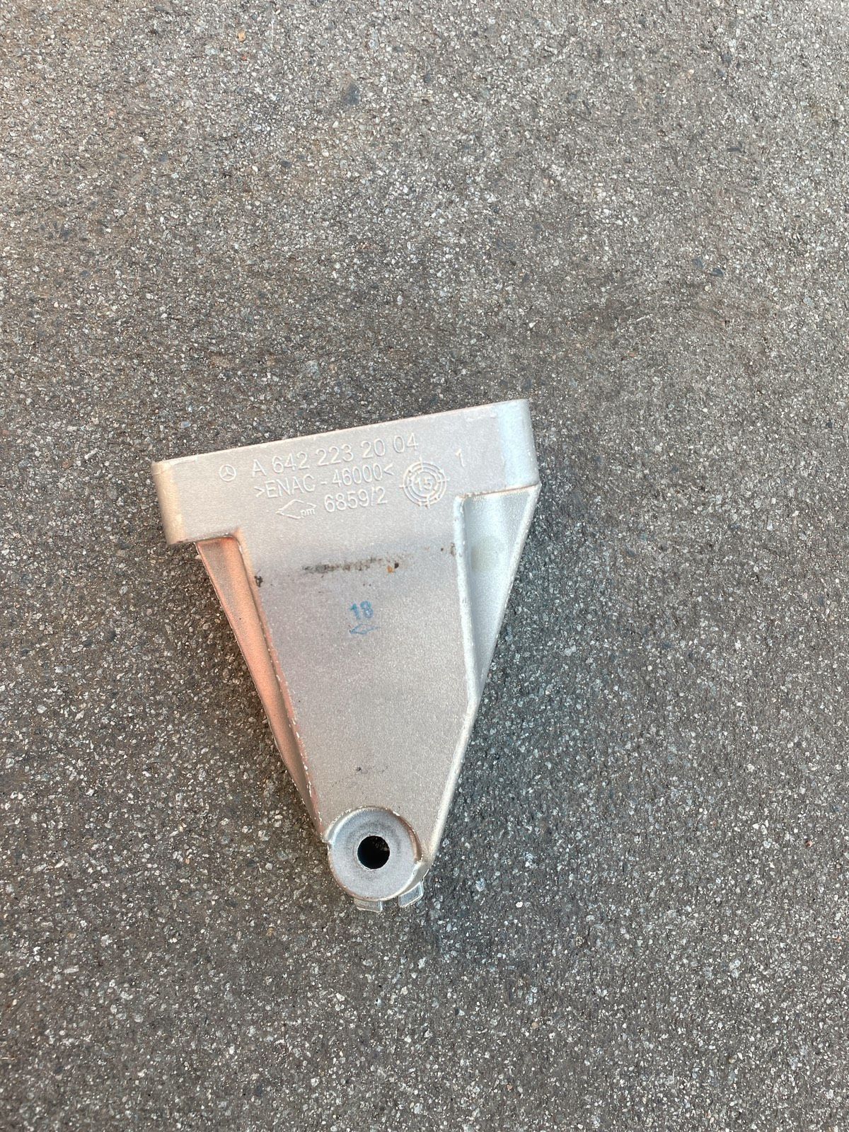 GENUINE Mercedes Engine OM642 Parts – RadBoxx